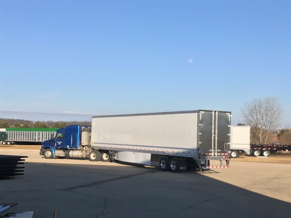 Stoughton's PureBlue Refrigerated Trailer on Display at TMC 2018 March 5-7